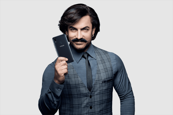Smartphone Brands Used By Bollywood Celebrities