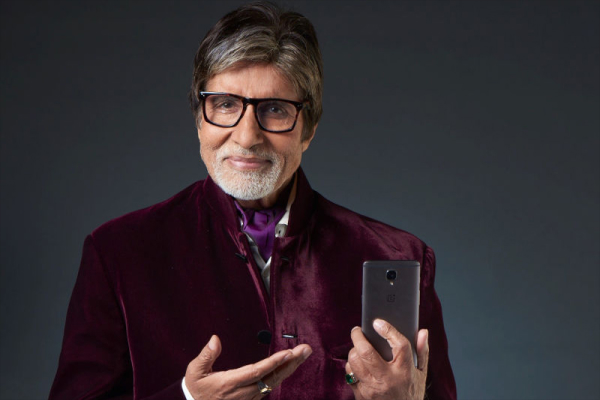Smartphone Brands Used By Bollywood Celebrities